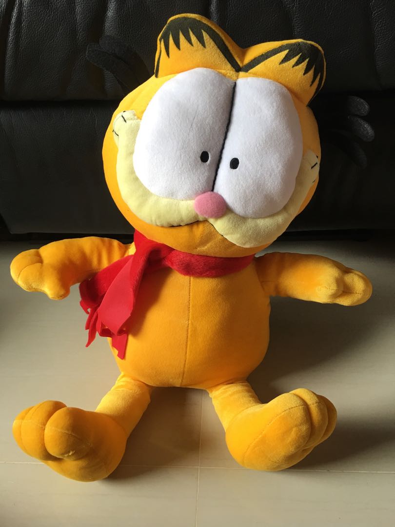 Garfield, Hobbies & Toys, Toys & Games on Carousell