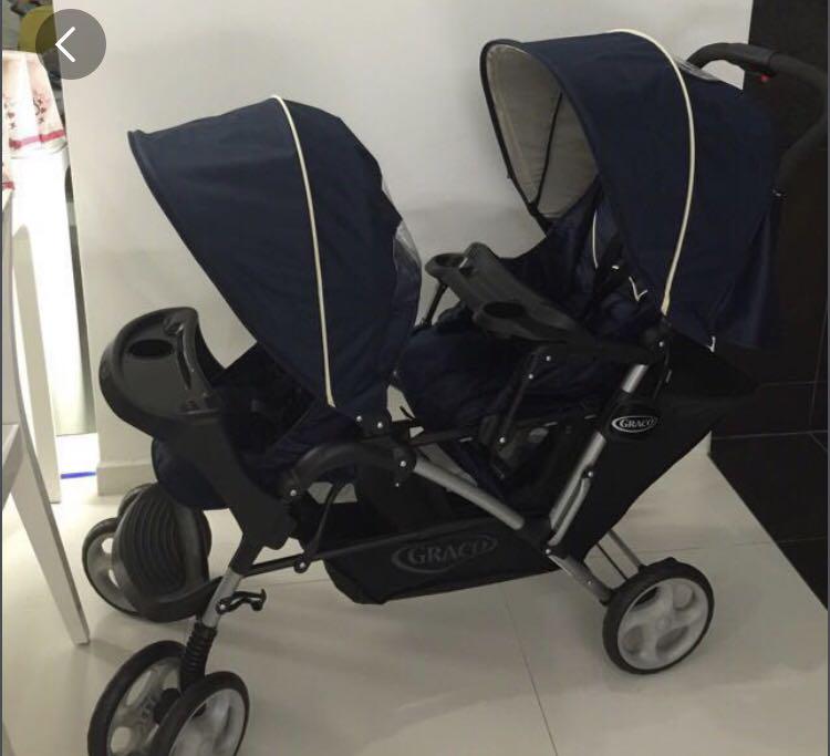 Graco stadium stroller, Babies & Kids, Going Out, Strollers on Carousell