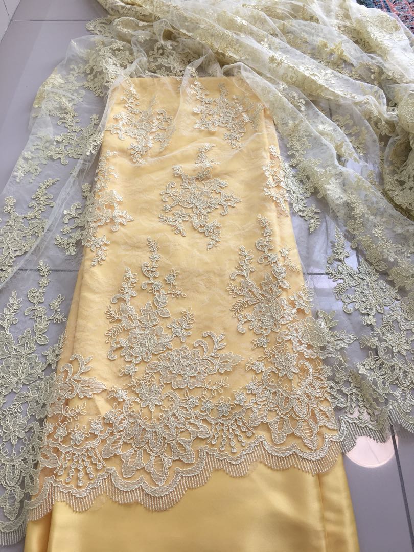 Kain Lace - Yellow, Women's Fashion, Muslimah Fashion, Baju Kurung ...