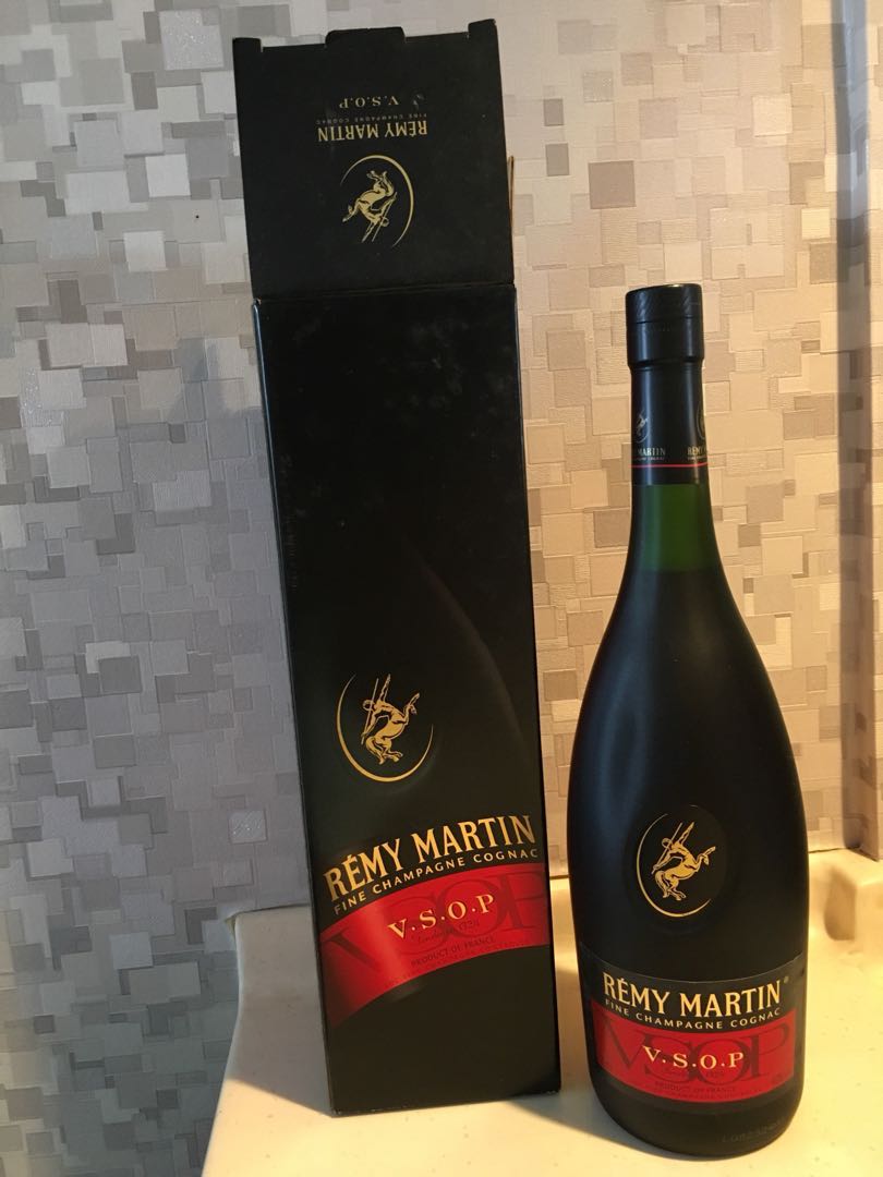 Rent Martin VSOP Fine Champagne Cognac, Food & Drinks, Alcoholic ...