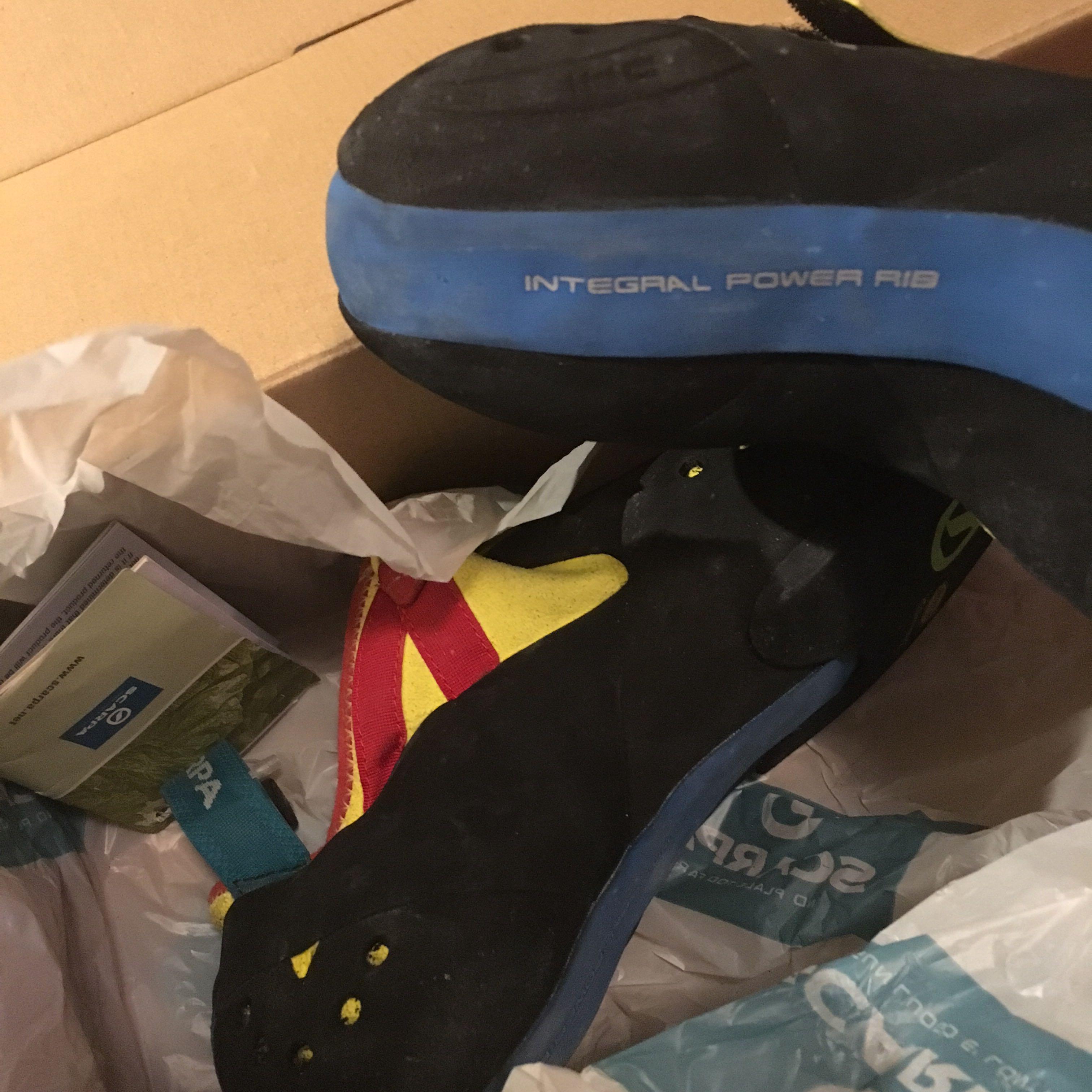 Scarpa Furia S, Sports Equipment, Sports & Games, Water Sports on Carousell
