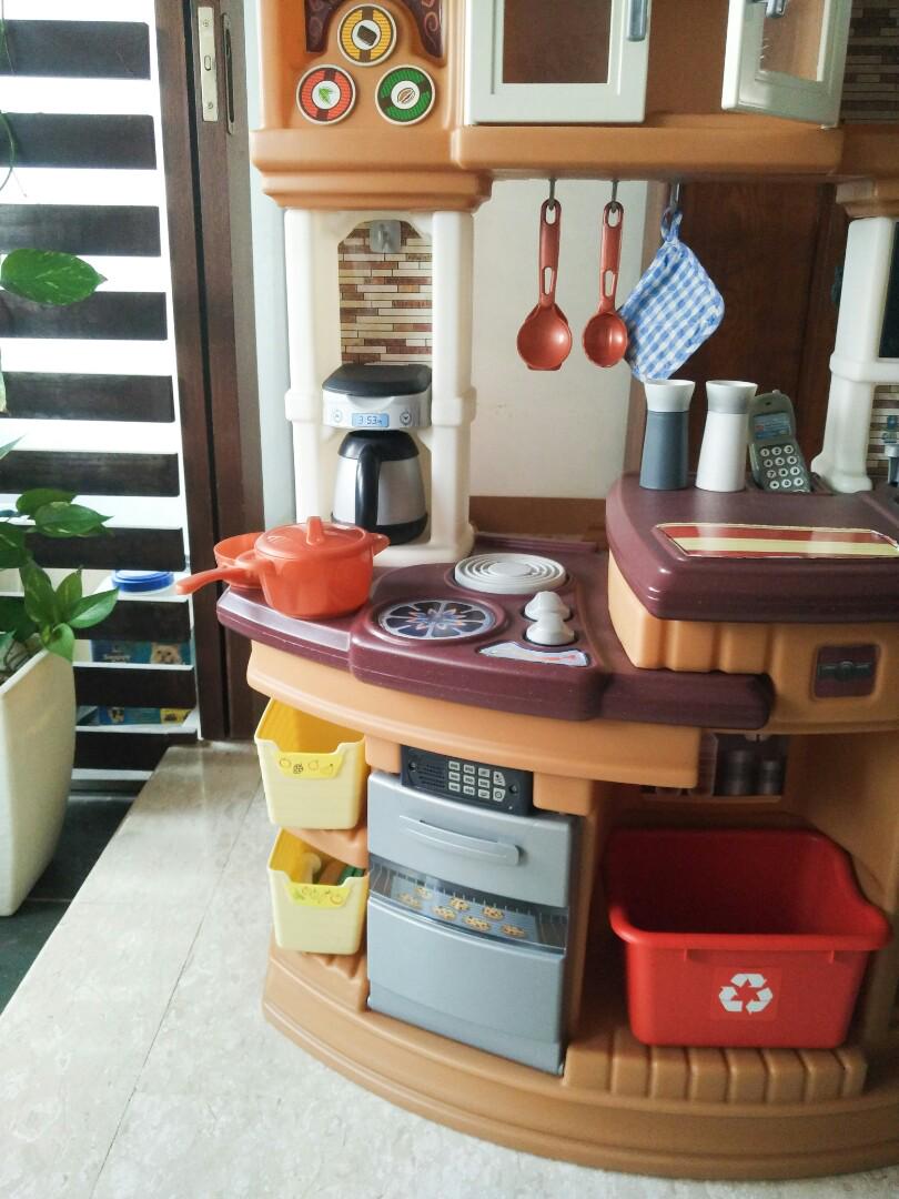 Step2 Toy Kitchen Set, Hobbies & Toys, Toys & Games on Carousell