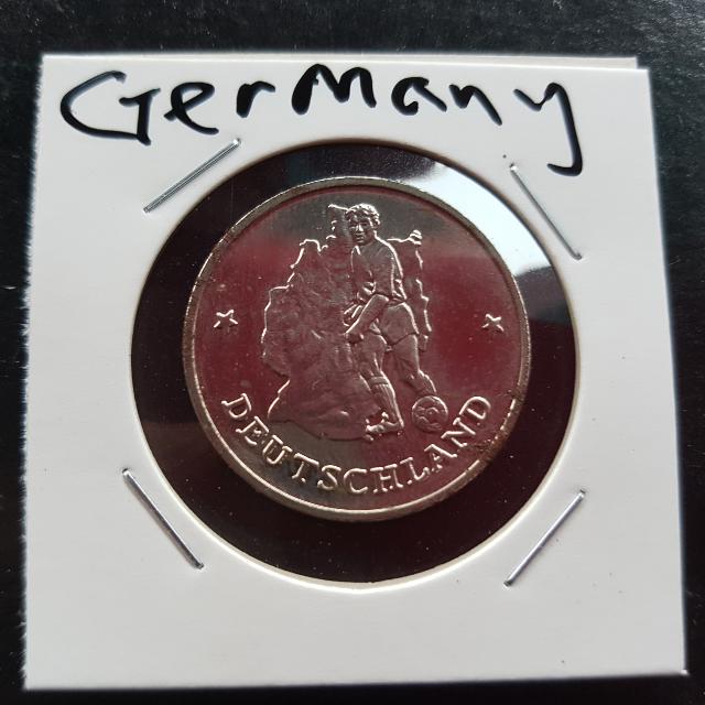 World Cup Medal Medallion token GERMANY #1 1990 by Caltex, Hobbies ...