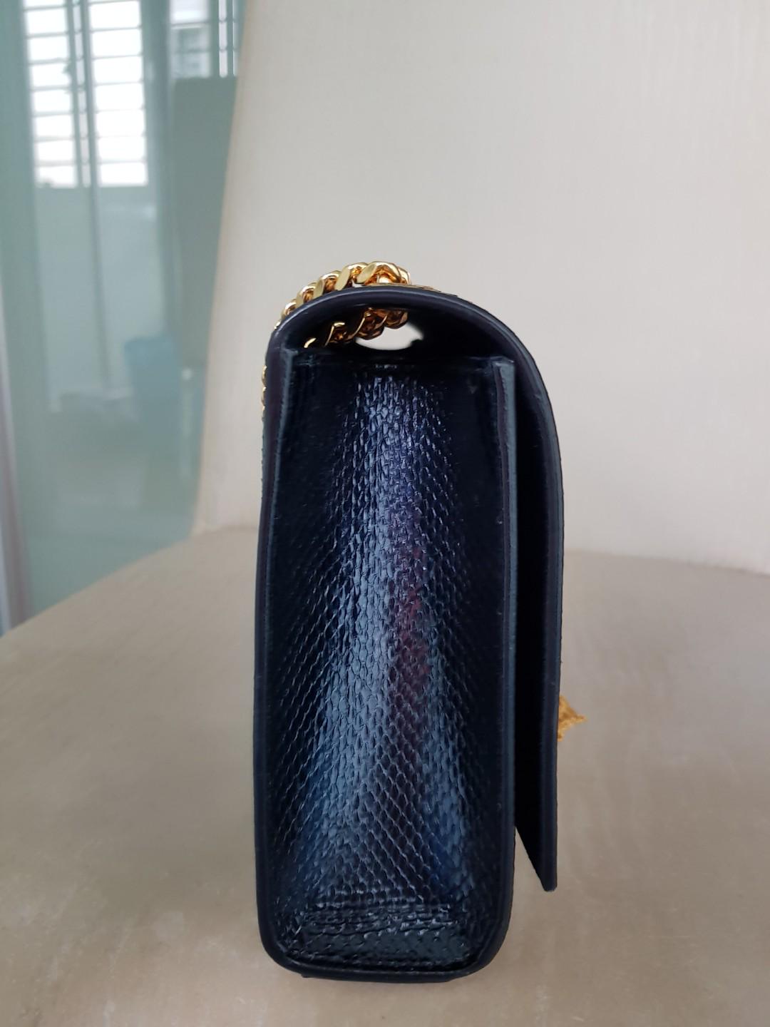 Brand new rare YSL (Yves Saint Laurent) medium kate chain and tassel ...