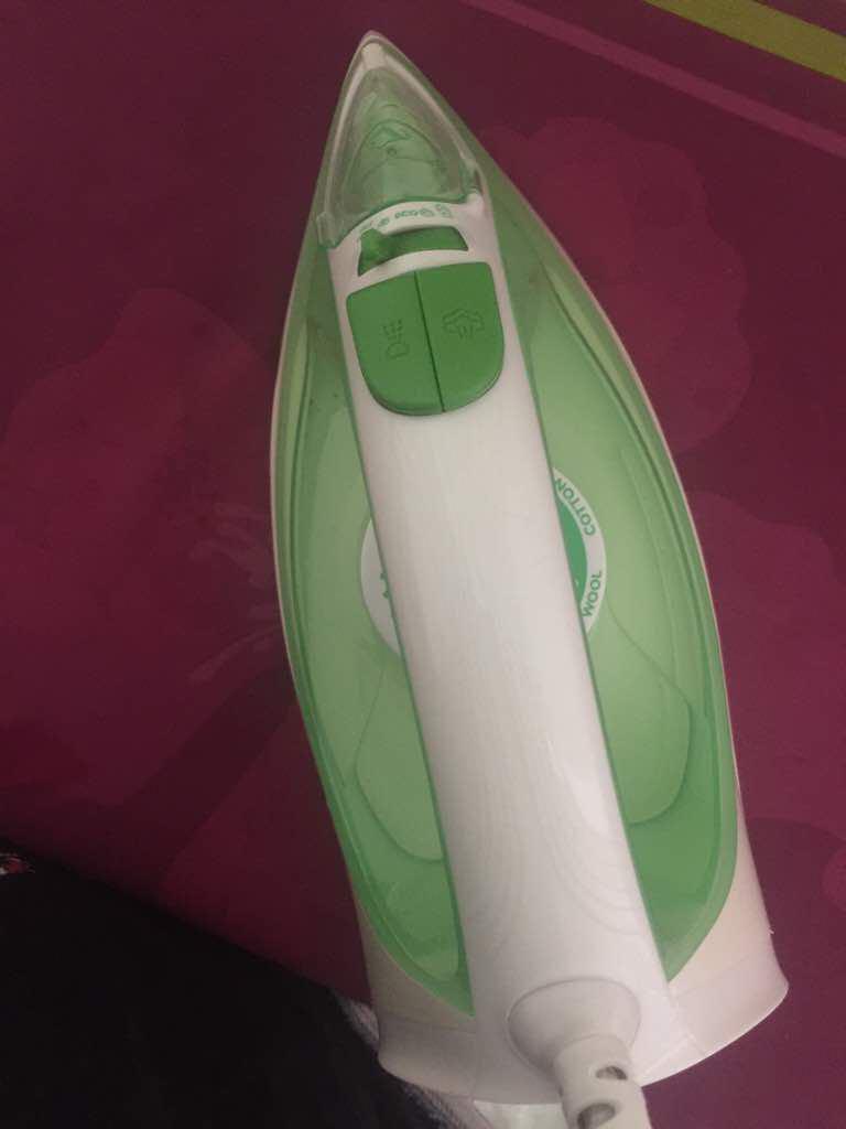 Philips Steam Iron Good Conditions TV Home Appliances Kitchen philips-steam-iron-good-conditions-tv-home-appliances-kitchen