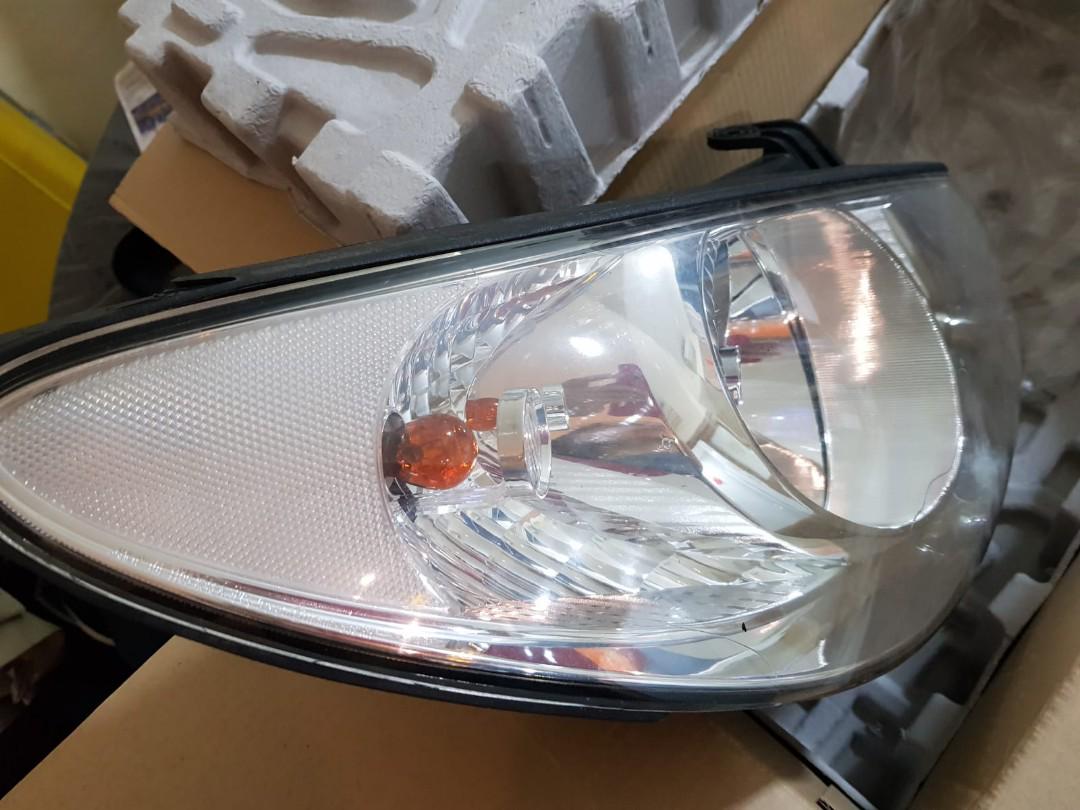 Brand new Hyundai Avante Headlight (right side), Car Accessories ...