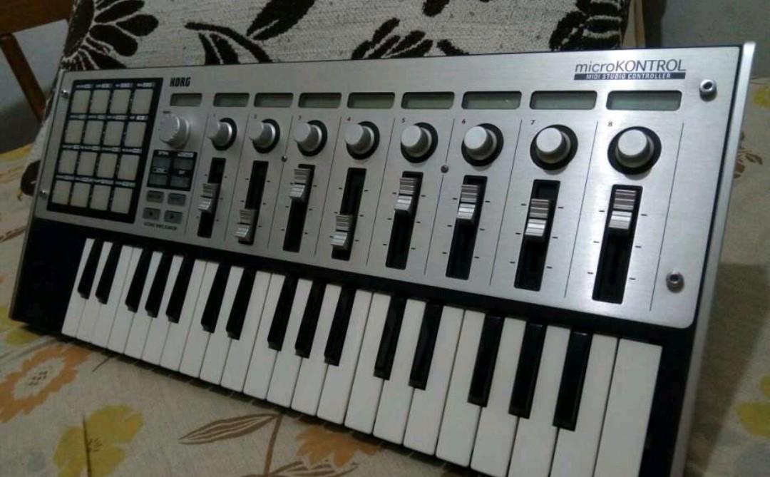 Korg MicroKontrol Midi Controller 37 Mini Key, Hobbies & Toys, Music ...