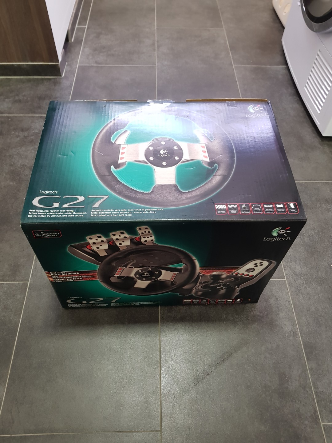 Logitech G27 Racing Wheel, Video Gaming, Video Games, Xbox on Carousell