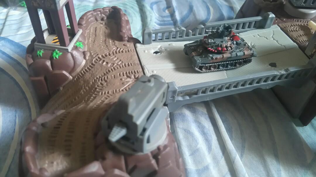 Micro Machine Military Battle Zone Thunder Crossing, Hobbies & Toys ...