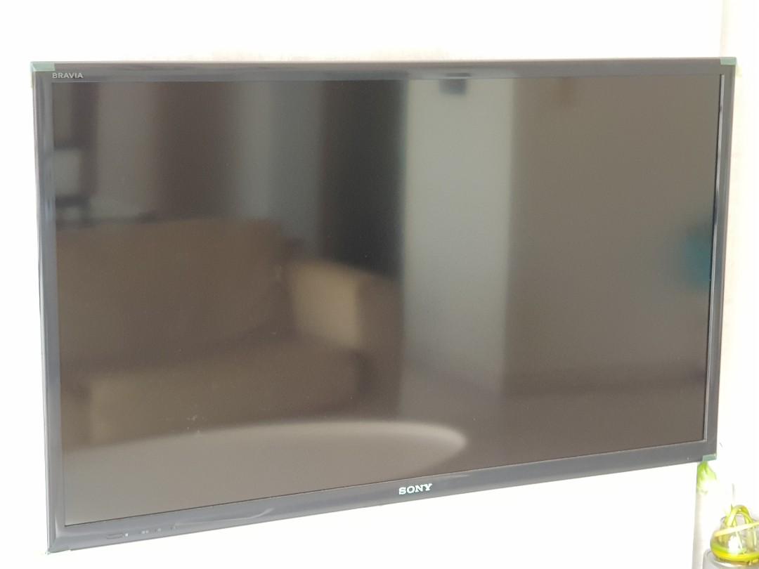 Sony Bravia 46" LED TV, TV & Home Appliances, TV & Entertainment, TV on ...