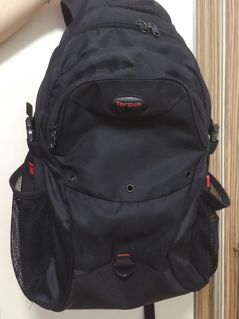 Targus Laptop Backpack, Men's Fashion, Bags, Briefcases on Carousell