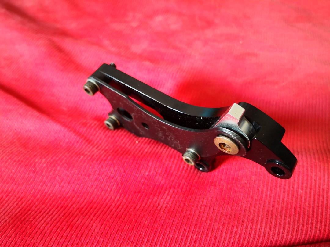 A2Z DM-UNI Disc brake adaptor, Sports Equipment, Bicycles & Parts ...