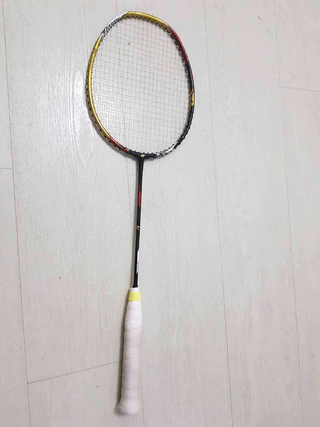 Badminton Racket - Yonex Voltric Lin Dan Force, Sports Equipment ...