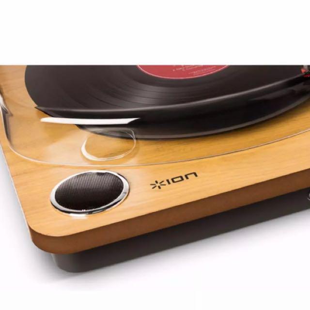 Old school classic turntable, Audio, Portable Music Players on Carousell