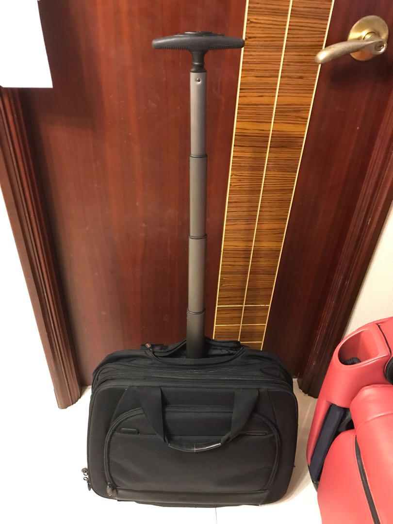 Samsonite新秀麗公事包 Rolling tote有轆 拉桿公事包, 男裝, 袋, 公事包 - Carousell