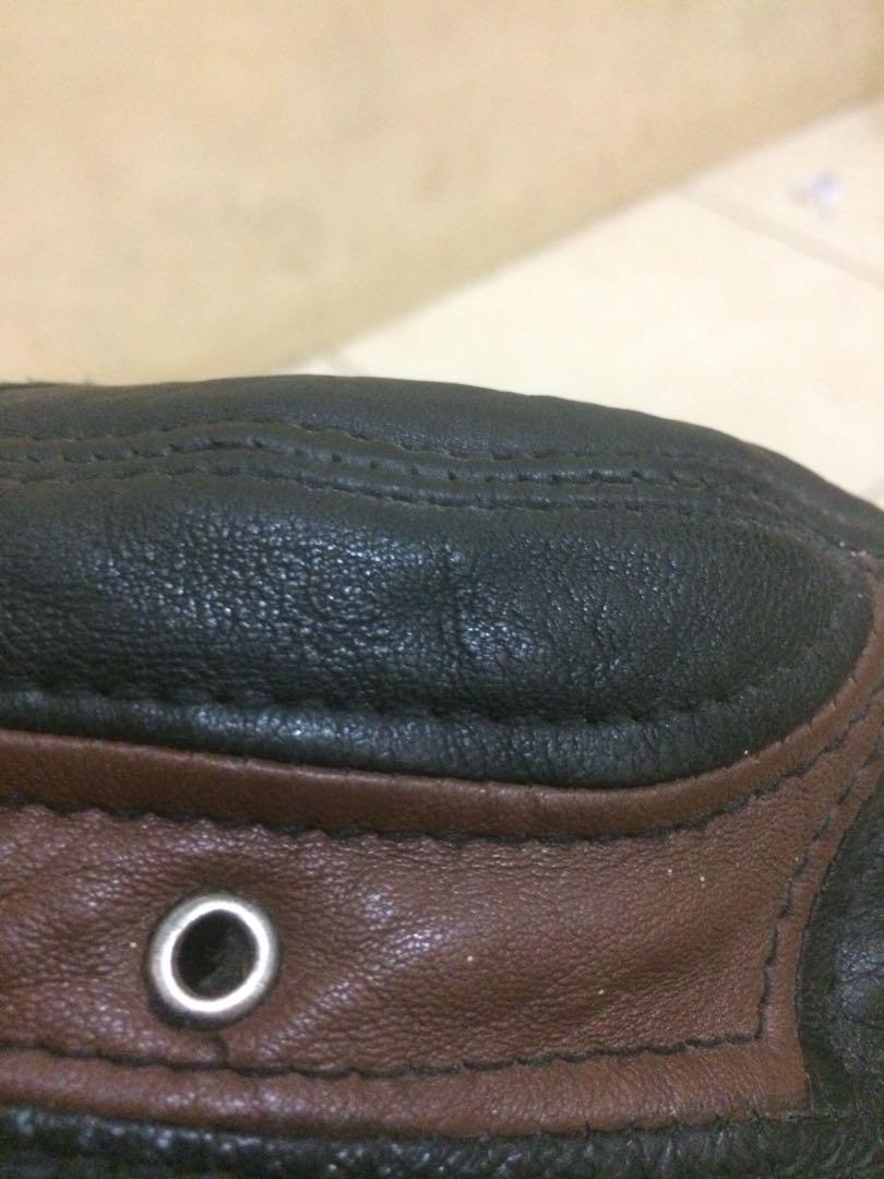 Topi kulit, Fesyen Pria, Aksesoris di Carousell