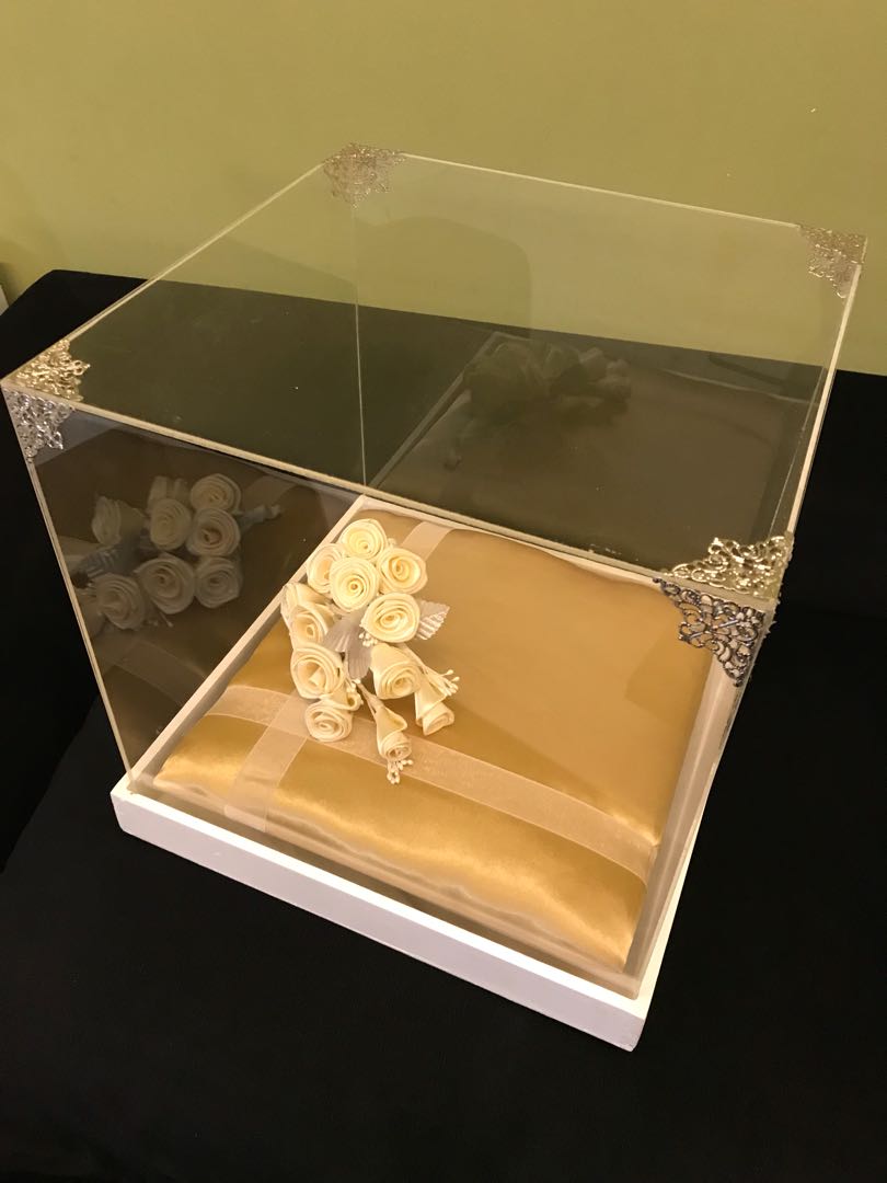 Hantaran boxes / acrylic, Everything Else on Carousell
