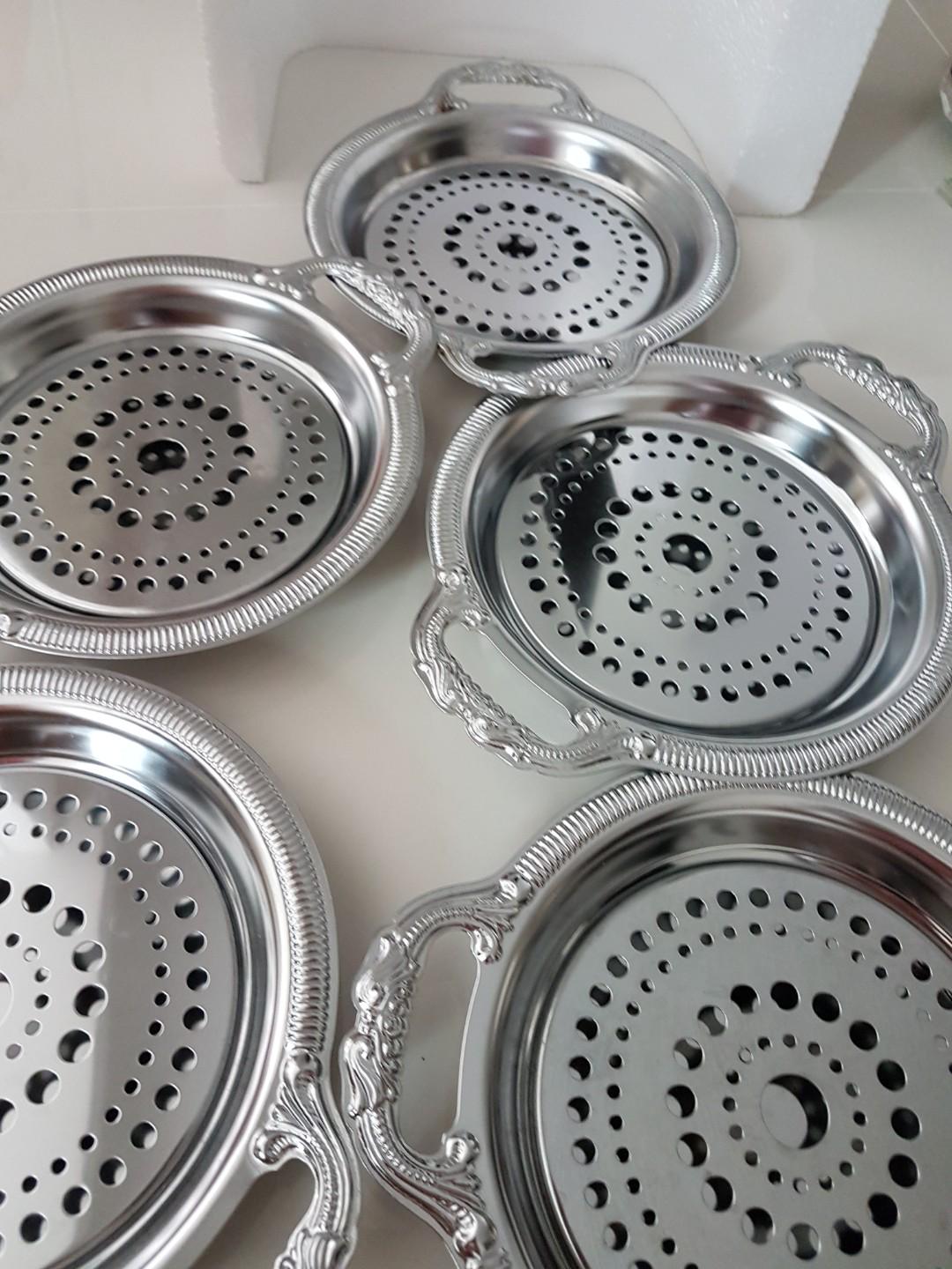 Metal Dessert dripping plates, Furniture & Home Living, Kitchenware ...