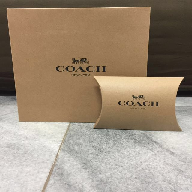 Branded boxes Coach, Serba Serbi, Others di Carousell