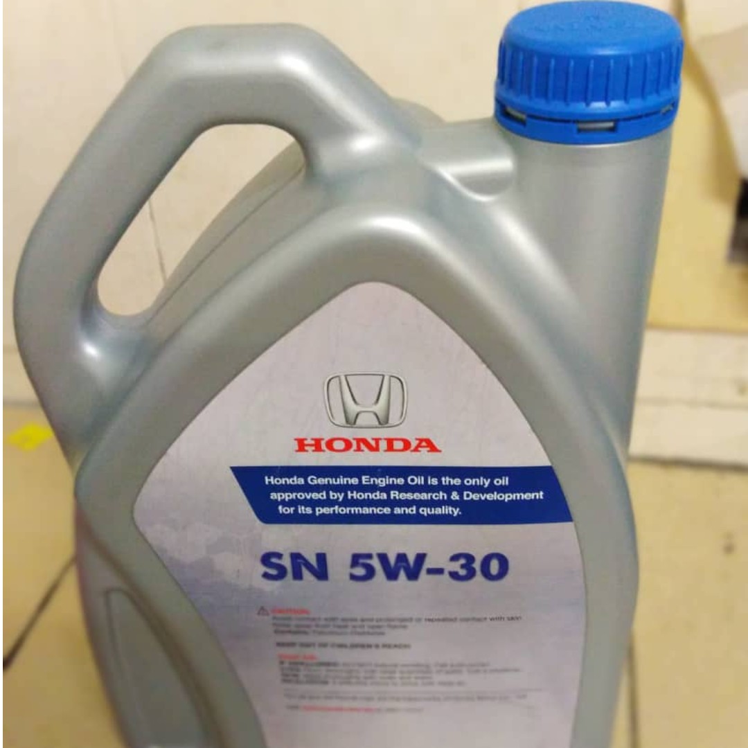 Honda Genuine Engine Oil - SN5W-30, Auto Accessories on Carousell