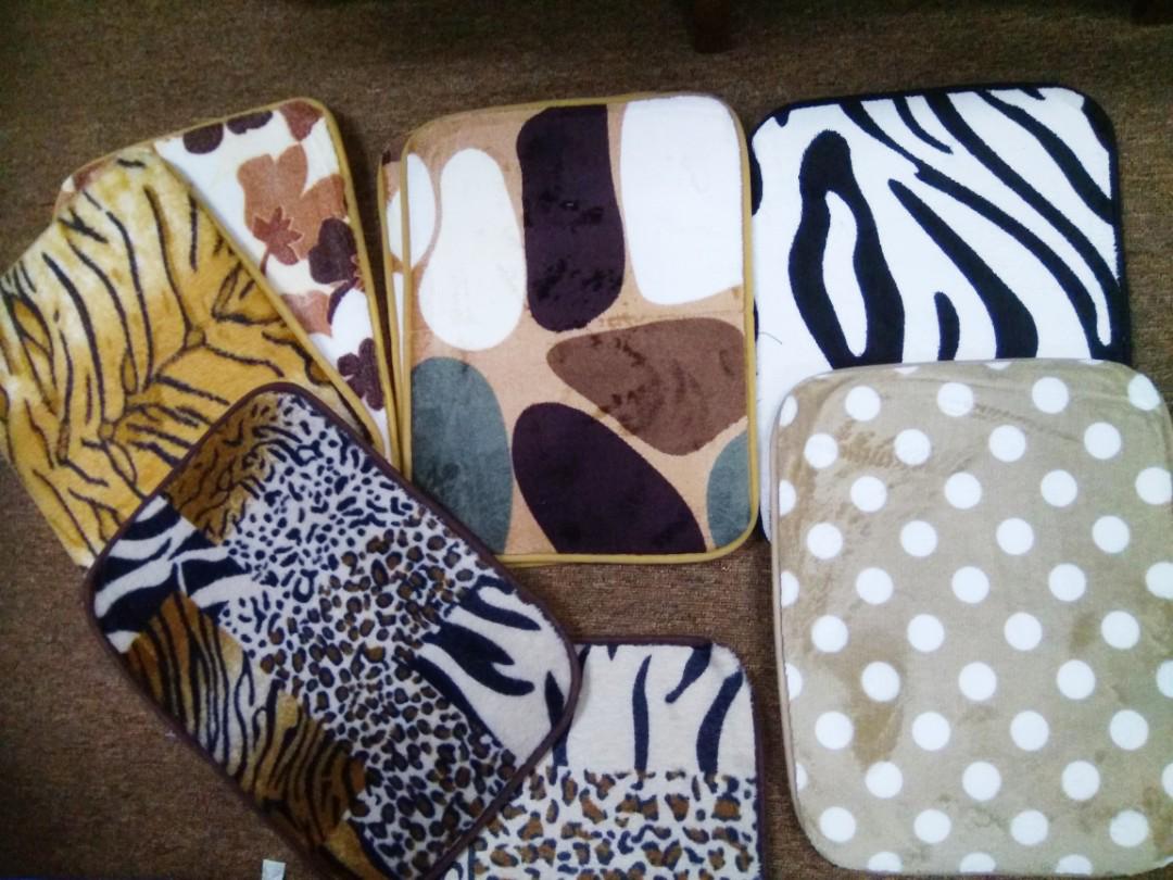 (1 set = 4 pieces) Small Soft Furry Comfy Sponge Carpet, Everything ...