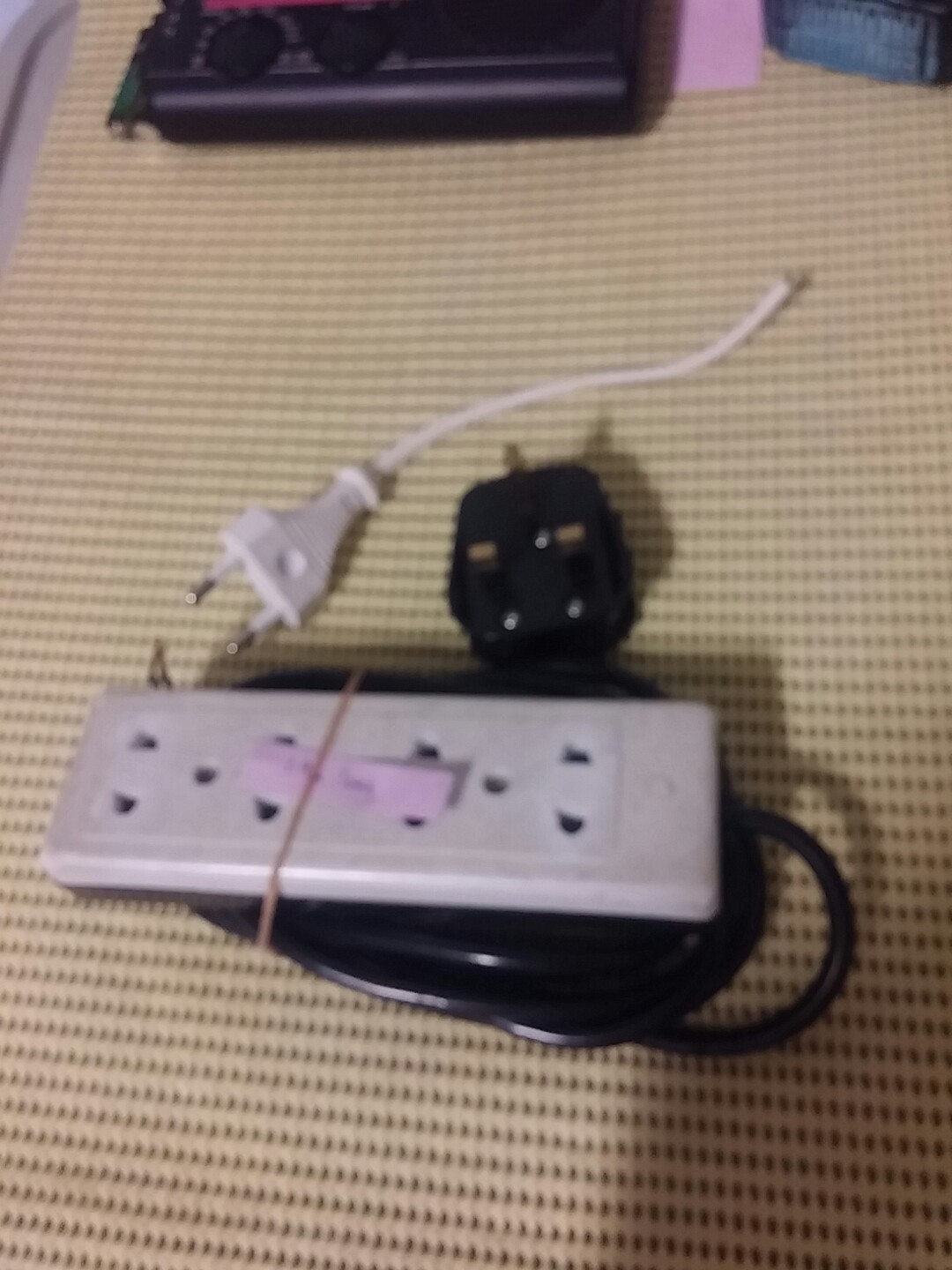 2-pin, 4-way extension wire (with 2 pin and 3 pin plug), Everything ...