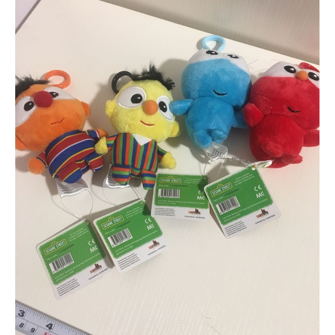 SESAME STREET KEY CHAINS 10CM HEIGHT $15 FOR SET OF 4, Hobbies & Toys ...
