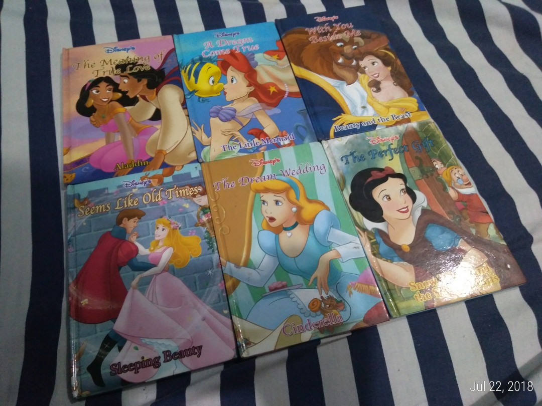 Disney Princess storybook (ARIEL), Hobbies & Toys, Books & Magazines ...
