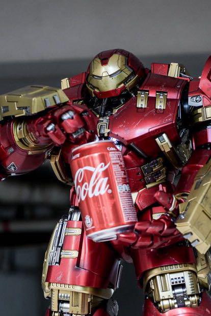 Hot Toys Hulkbuster with arm attachment., Hobbies & Toys, Toys & Games ...