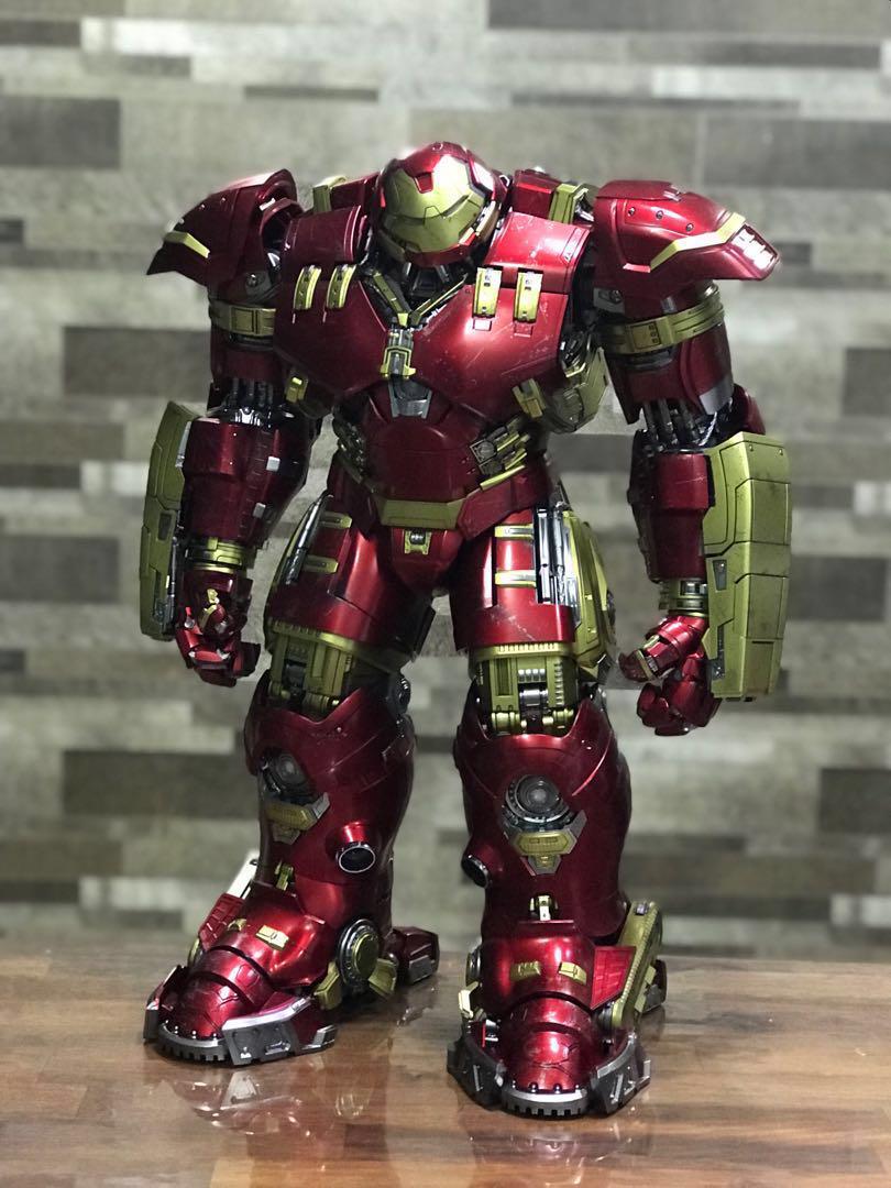 Hot Toys Hulkbuster with arm attachment., Hobbies & Toys, Toys & Games ...