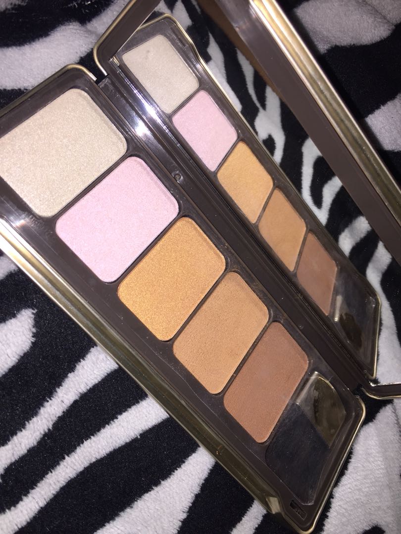 Lustrous Bronzer & Highlighter on Carousell