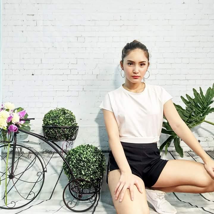 Mackenzie top, Women's Fashion, Tops, Others Tops on Carousell