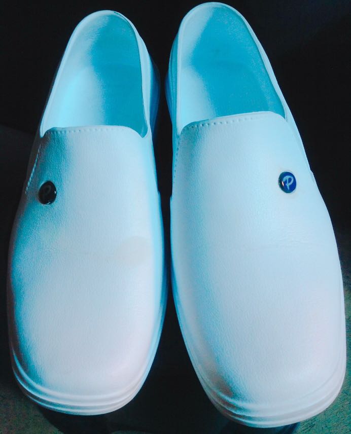 Planet White Unisex Rubber Shoes, Everything Else, Others on Carousell