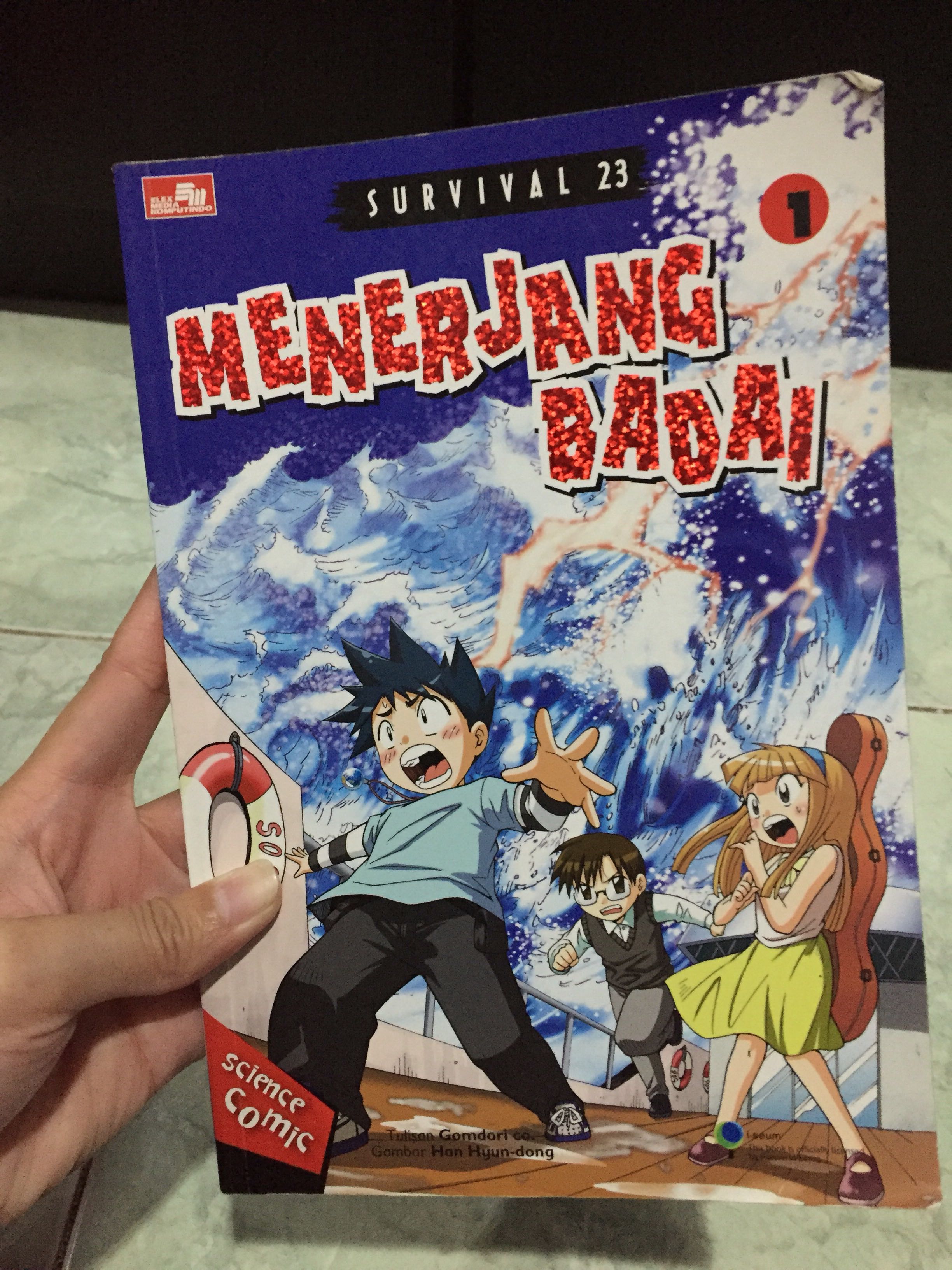 Science Comic, Buku & Alat Tulis, Komik dan Manga di Carousell