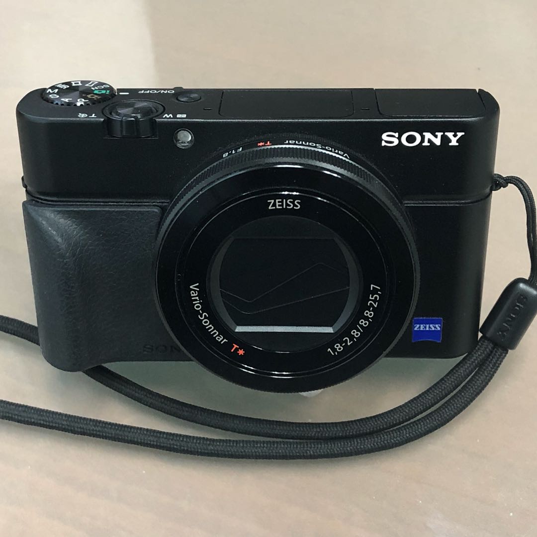 Sony RX100 M3, Photography, Cameras on Carousell