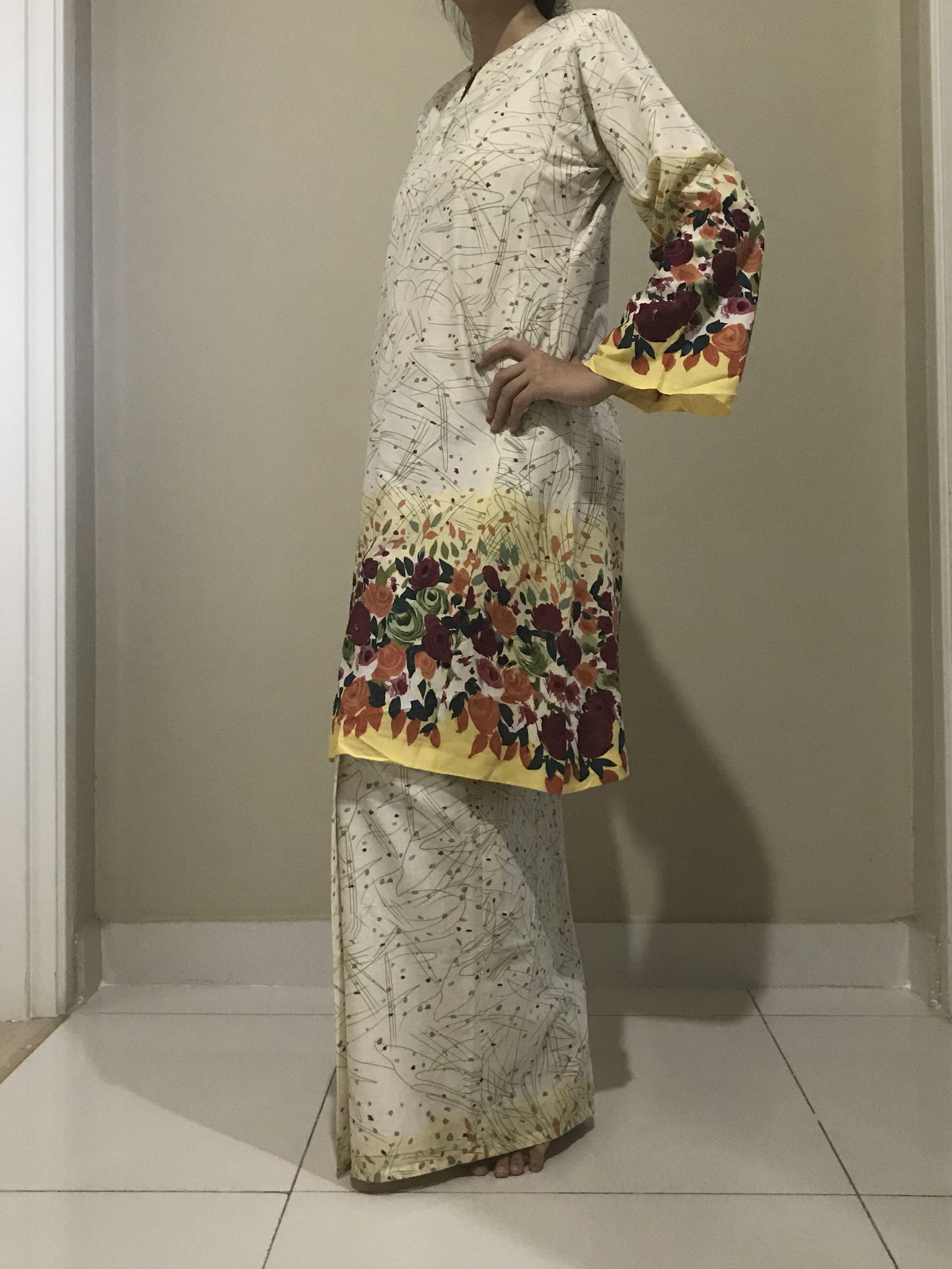 Baju kurung pesak pahang, Women's Fashion, Muslimah Fashion, Baju ...