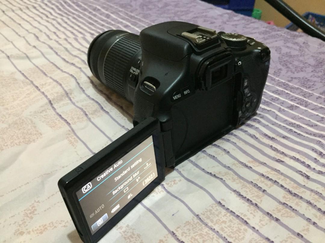 Canon eos kiss x5 (600d) flip screen, Photography, Cameras on Carousell