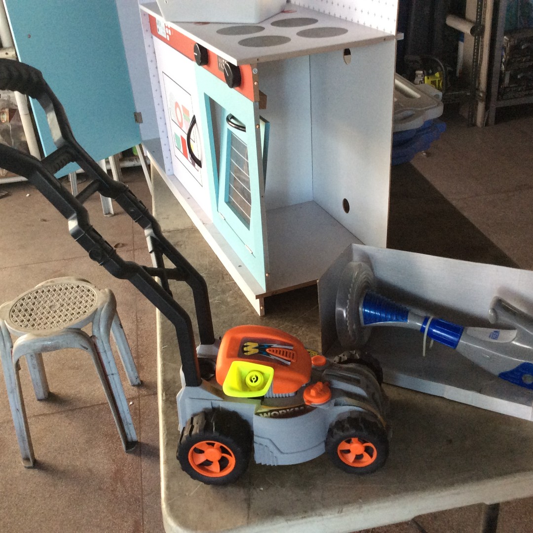 Lawn Mower and Grass Cutter Toy Package, Hobbies & Toys, Toys & Games ...