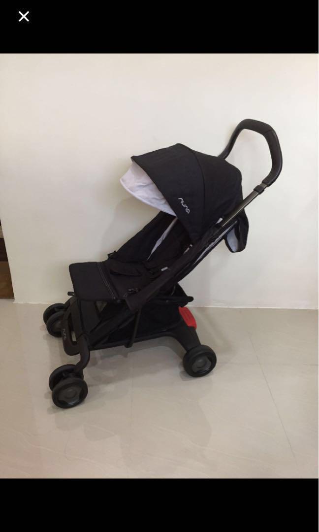 Nuna Pepp Luxx & Nuna Pipa, Babies & Kids, Going Out, Carriers & Slings ...