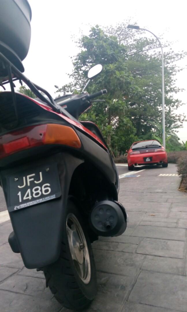 Scooter Suzuki VS125 VS 125 motor, Motorbikes on Carousell