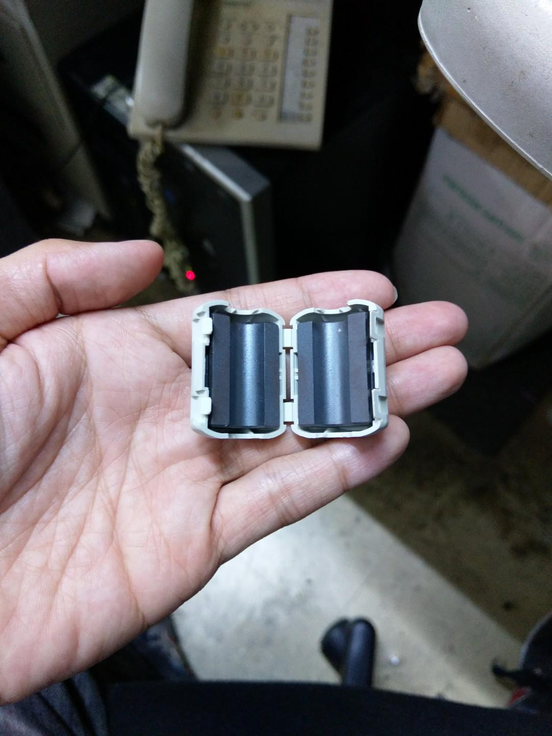 日本KG RFC-10濾波磁環 RFC-10 Split Toroidal Ferrite Cores With Plastic ...