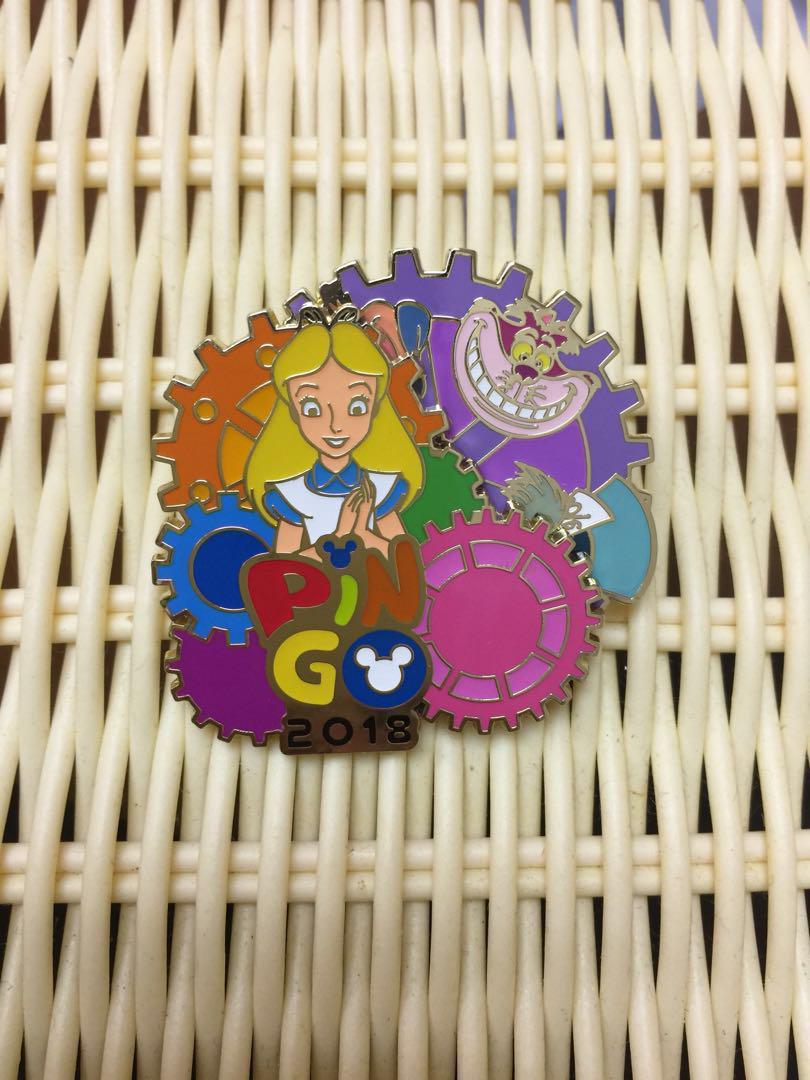 LE600 Pin Go Alice 愛麗絲夢遊仙境 Alice in the wonderland, 興趣及遊戲, 收藏品及紀念品, 明星周邊 - Carousell