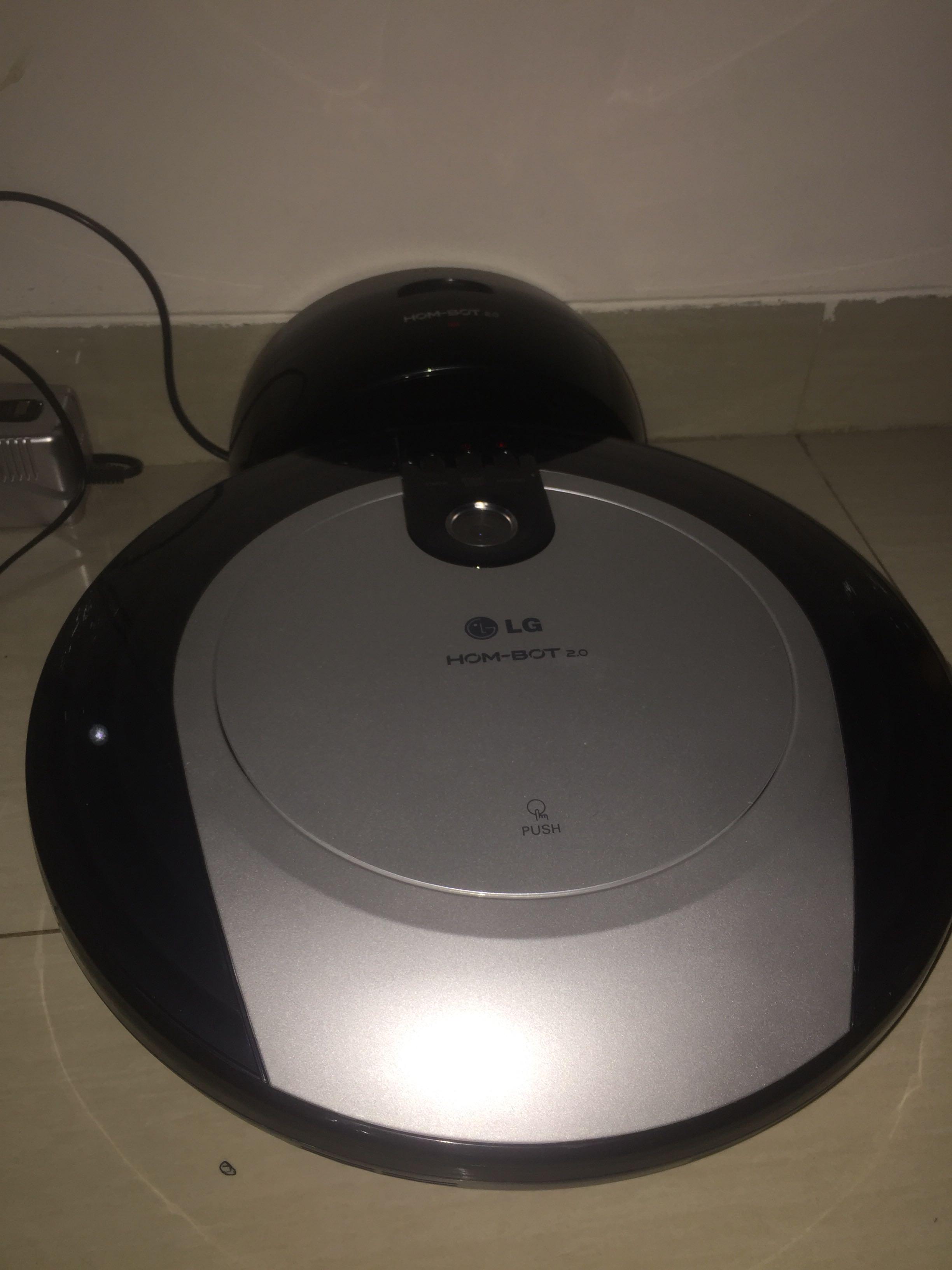 LG Hom-Bot 2.0 Floor Cleaner Robot, Barang Yang Dicari di Carousell