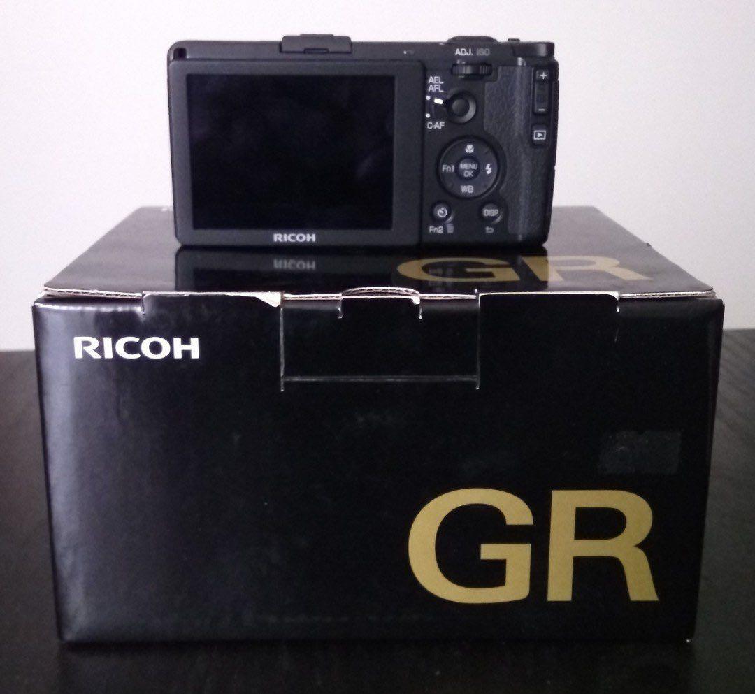 Ricoh GR Mark I, Photography, Cameras on Carousell