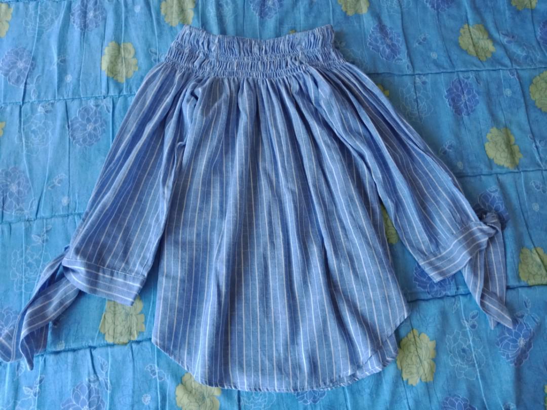 Korean inspired off shoulder top, Women's Fashion, Tops, Sleeveless on ...