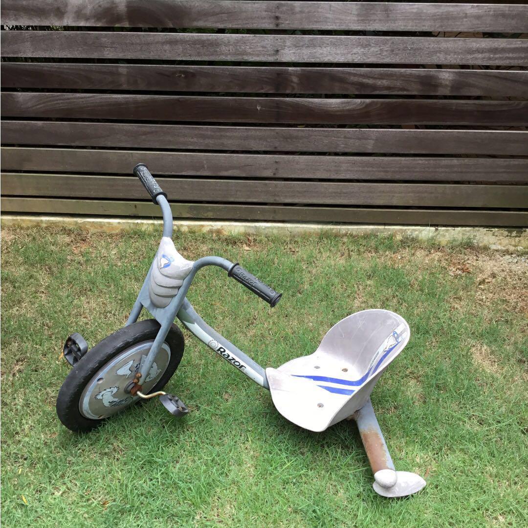 Razor Tornado Rip Rider 360 Ride-On, Babies & Kids, Infant Playtime on ...