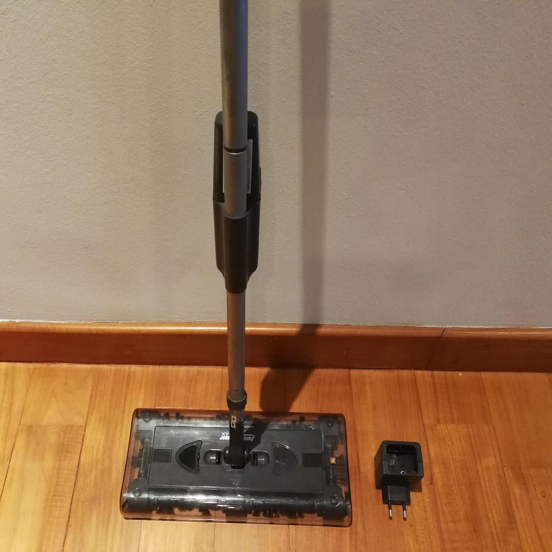 Swivel Sweeper Max, Furniture & Home Living, Cleaning & Homecare ...