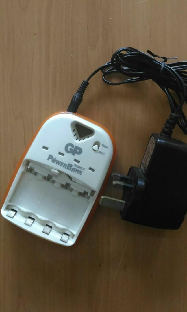 GP Battery charger Ni-cd / NiMH dual mode, 攝影器材, 攝影配件, 電池及充電器 - Carousell