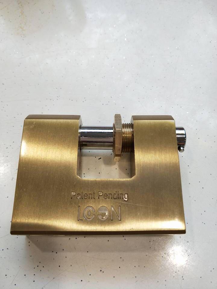 Loon lock HDB gate padlock, Furniture & Home Living, Bathroom & Kitchen ...