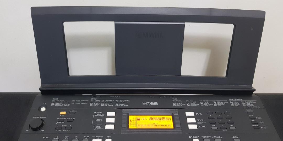 Yamaha PSR E343 keyboard + stand + notes stand, Hobbies & Toys, Music ...